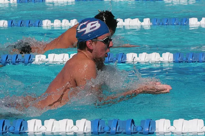 CB Swim – Christian Brothers High School
